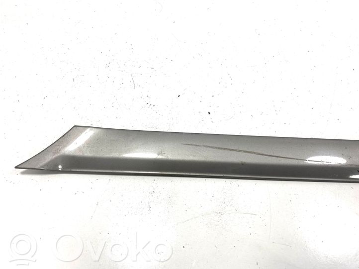 6396901762 Mercedes Benz Vito Viano W639 Moulure de porte arrière 21