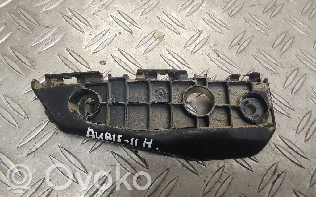 5253502041 Toyota Auris 150 Front bumper mounting bracket, €20.00 | RRR