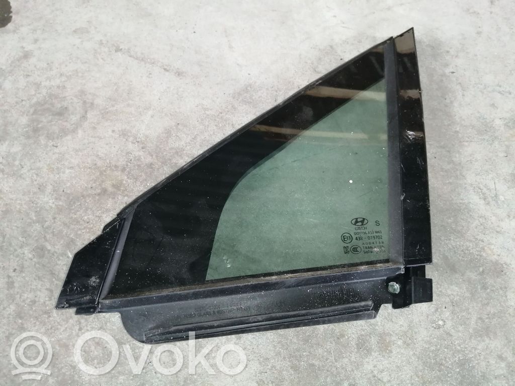 82270S1000 Hyundai Santa Fe Front door vent window glass four-door, €50 ...