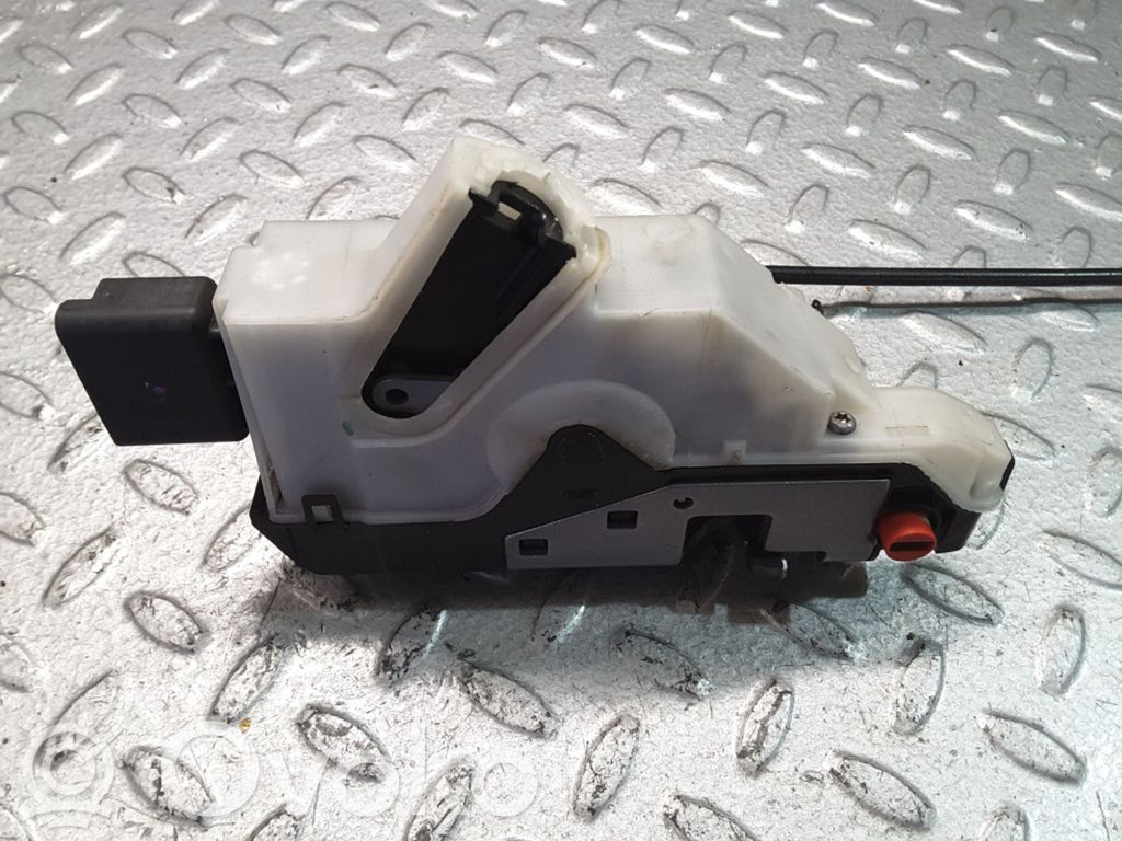 9812501180 Peugeot 208 Serrure de porte arrière, 49,00 € | OVOKO