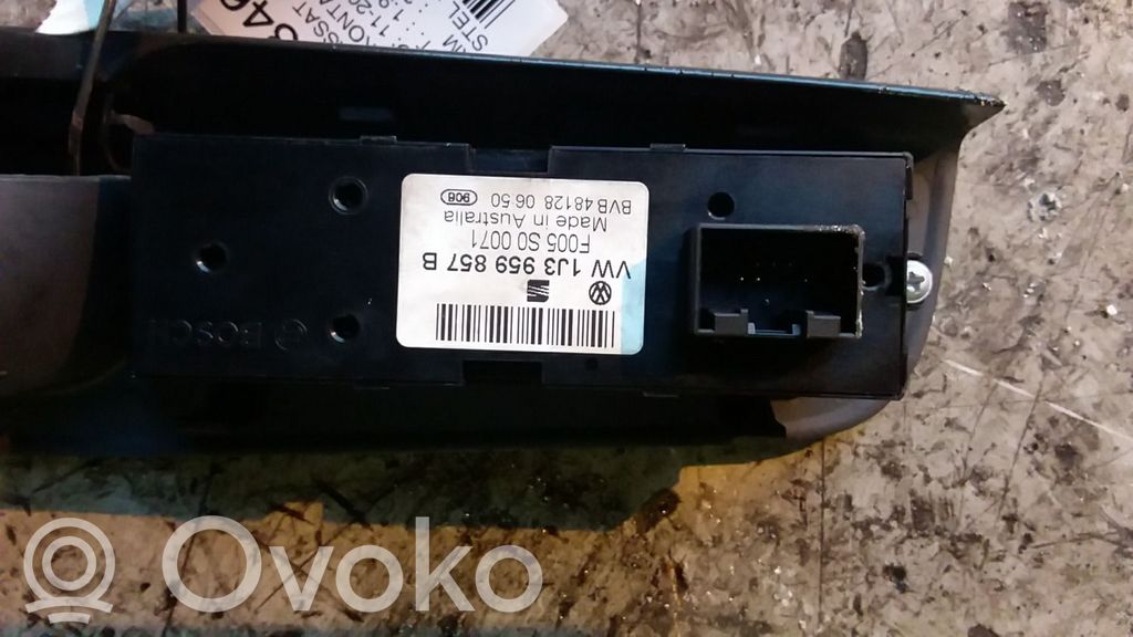 Volkswagen PASSAT B5.5 Electric window control switch, €32.80 | RRR