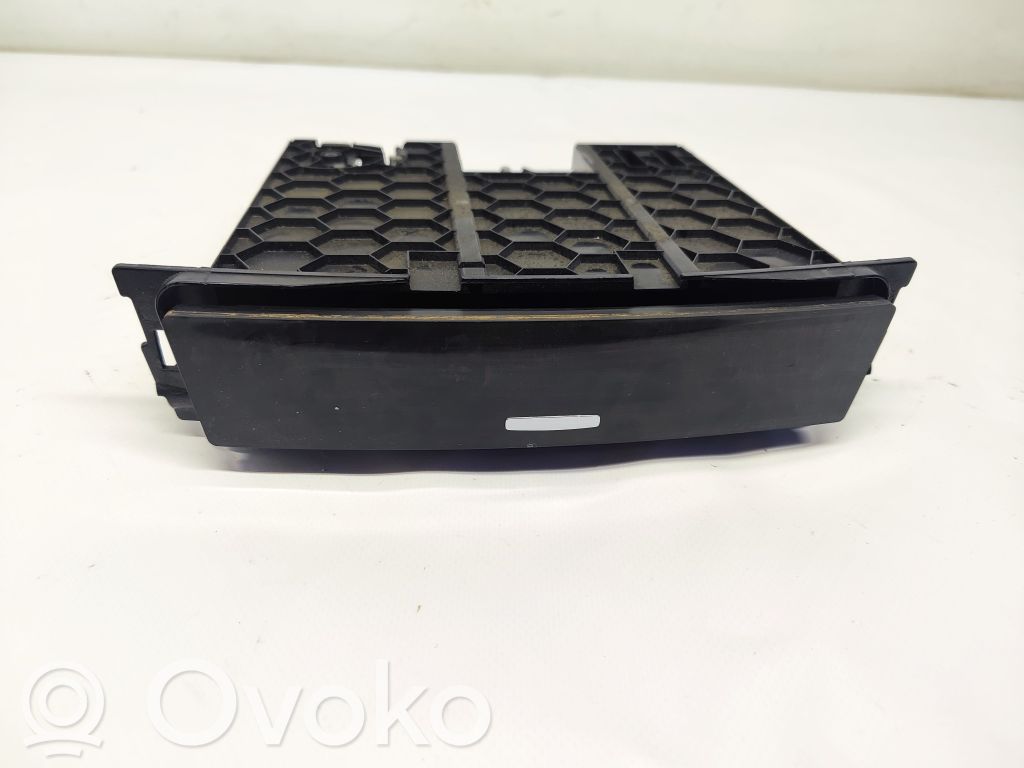 A1646801152 Mercedes-Benz ML W164 Boite à gants, 28,80 € | OVOKO