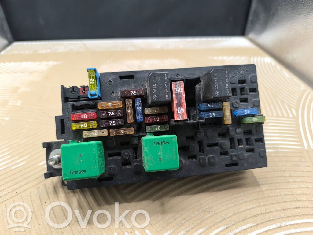 A1645402972 Mercedes-Benz ML W164 Boîte à fusibles, 30,00 € | OVOKO