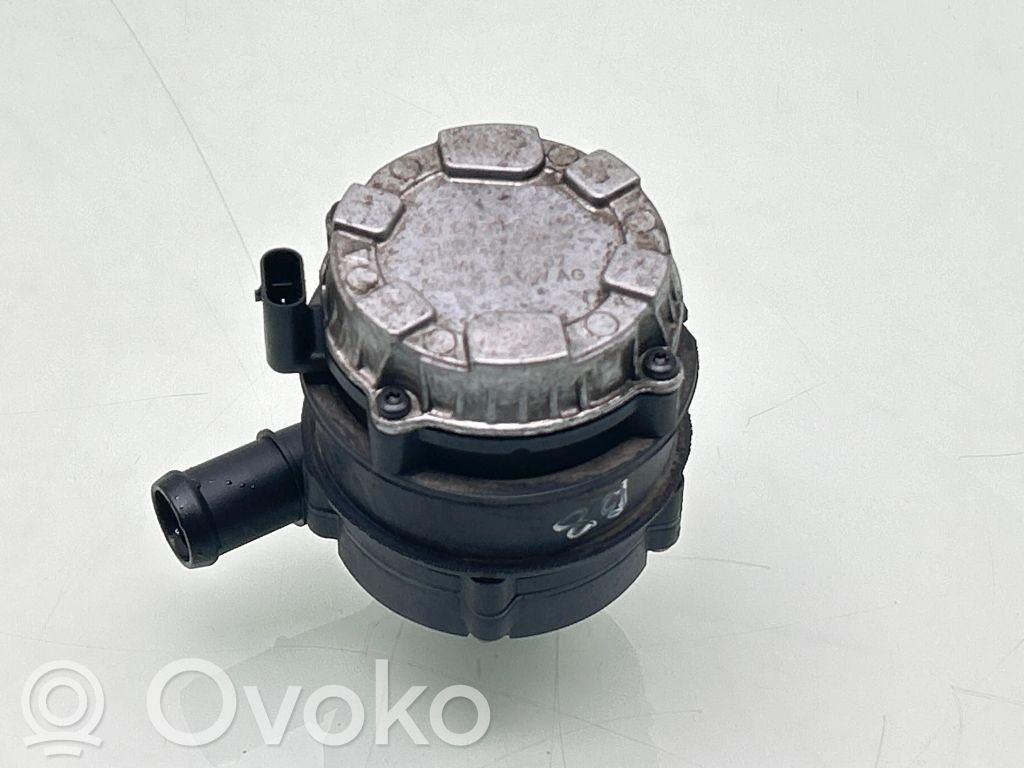 04L965567 Volkswagen PASSAT B8 Electric auxiliary coolant/water pump, € ...
