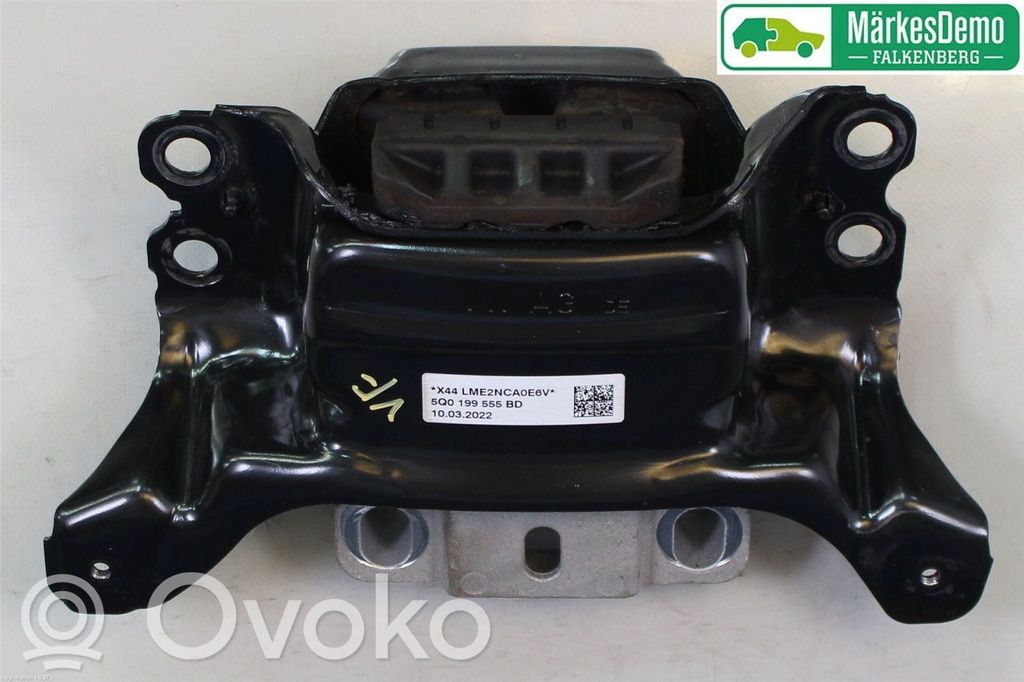 5Q0199555BD Audi Q2 - Engine mounting bracket, €52.45 | RRR