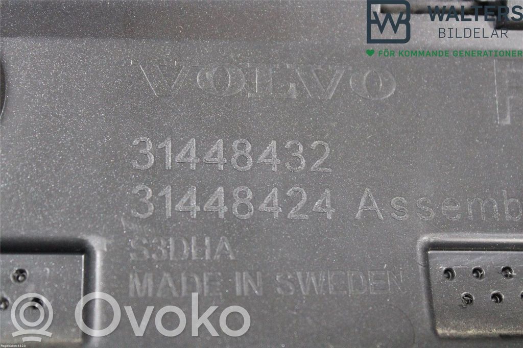 39843060 Volvo XC90 Moulure de porte arrière, 78,13 € | OVOKO