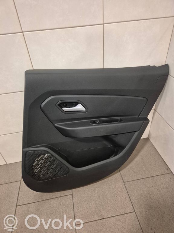 829A08379R Dacia Duster II Garniture panneau de porte arrière, 35,29 ...