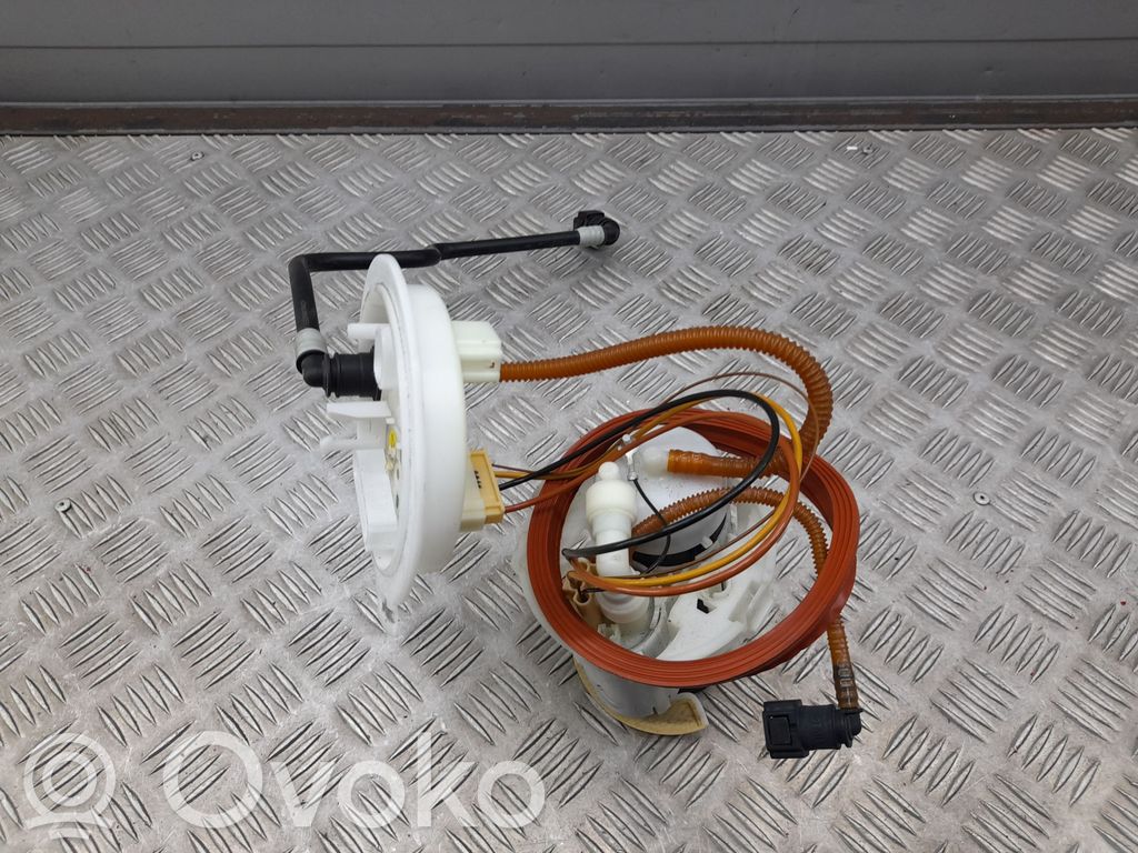 4M0919087F Audi Q7 4M Pompe à carburant, 78.00 € | OVOKO