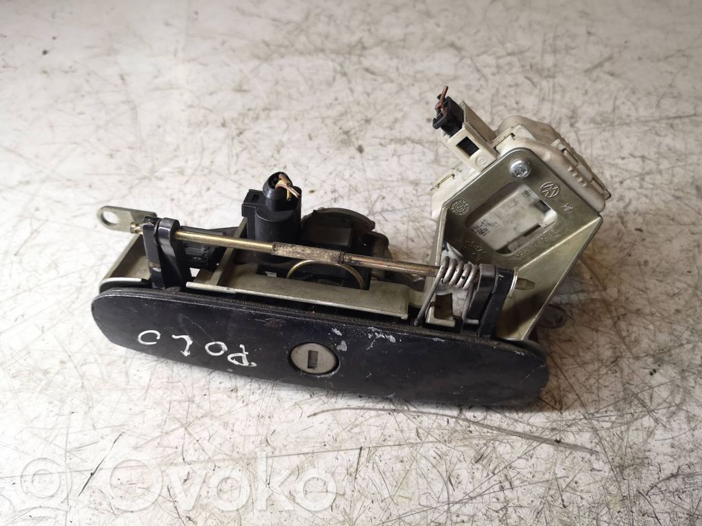 6Q6827297F Volkswagen Polo IV 9N3 Tailgate exterior lock, €20.00 | RRR