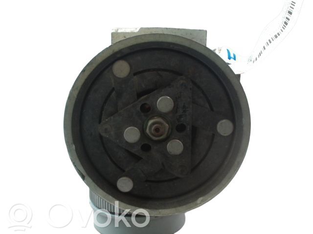 926000097R Dacia Sandero Compresseur de climatisation, 274,00 € | OVOKO
