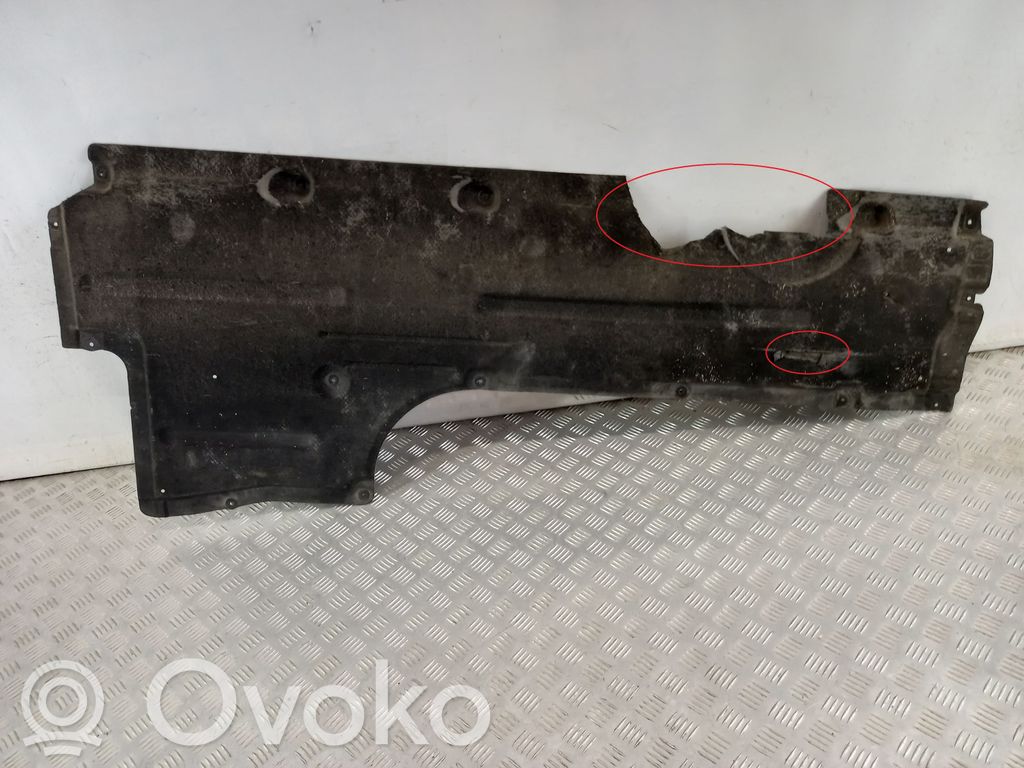 51757207268 BMW 5 F10 F11 Center/middle under tray cover, €30.00 | RRR