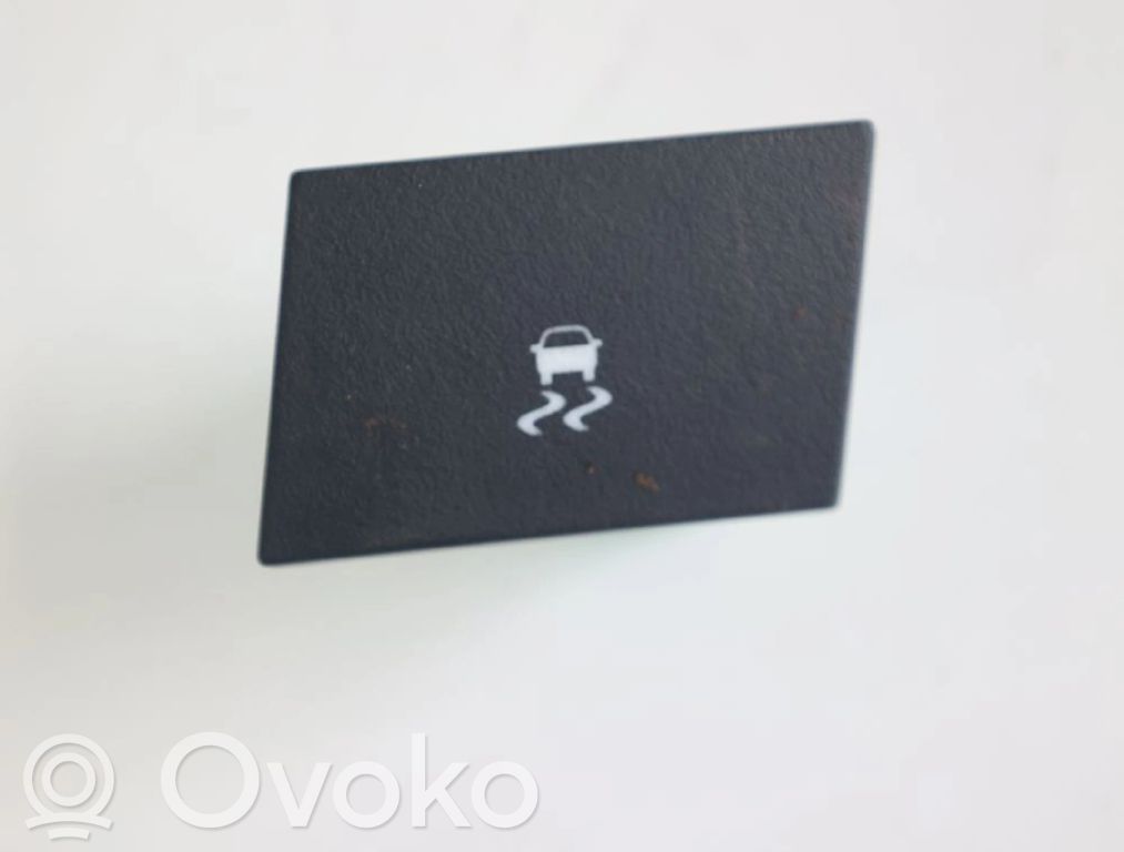 AB392C418AC Ford Ranger ESP (stability program) switch, €29.00 | RRR