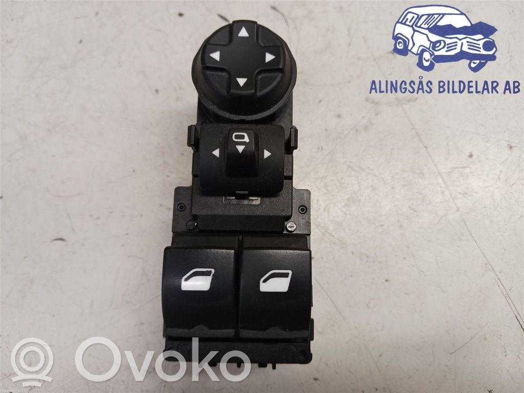 98329368ZD Peugeot Partner III Electric window control switch, €44.64 | RRR