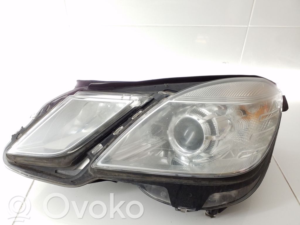 A2128208161 Mercedes-Benz E W212 Phare frontale, 220,00 € | OVOKO