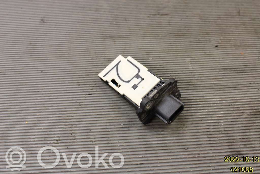226807131R Renault Alaskan Mass air flow meter, €133.93 | RRR