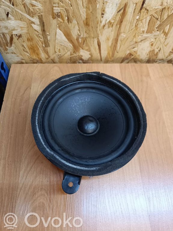 8676891 Volvo V60 Garsiakalbis (-iai) priekinėse duryse, 70,00 € | RRR