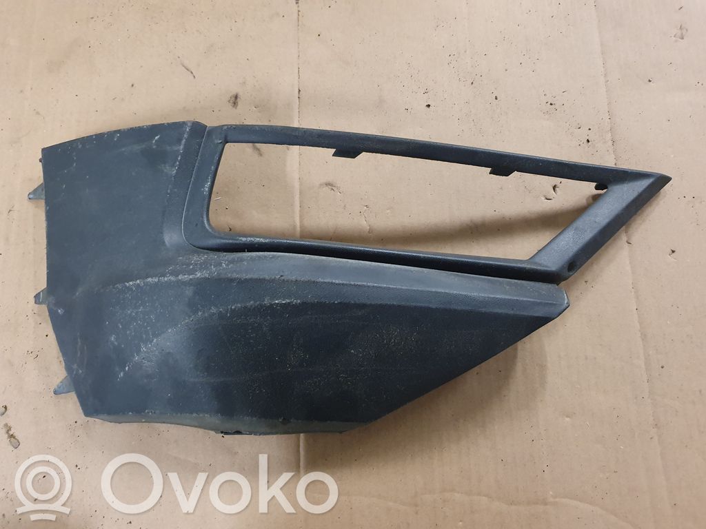 5NA853212A Volkswagen Tiguan Priekinis laikiklis bamperio, 18,00 € | RRR