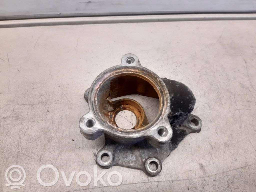 Nissan Navara D40 Thermostat housing, €10.00 | RRR