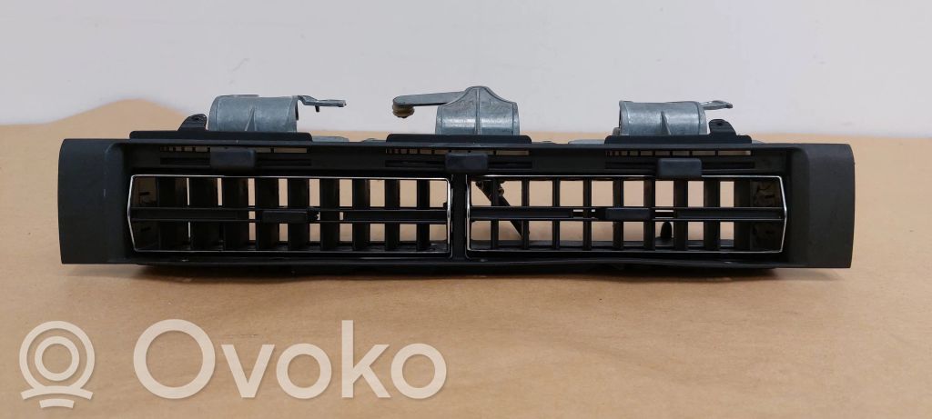 1268300054 Mercedes-Benz 380 560SEC C126 Dash center air vent grill, € ...