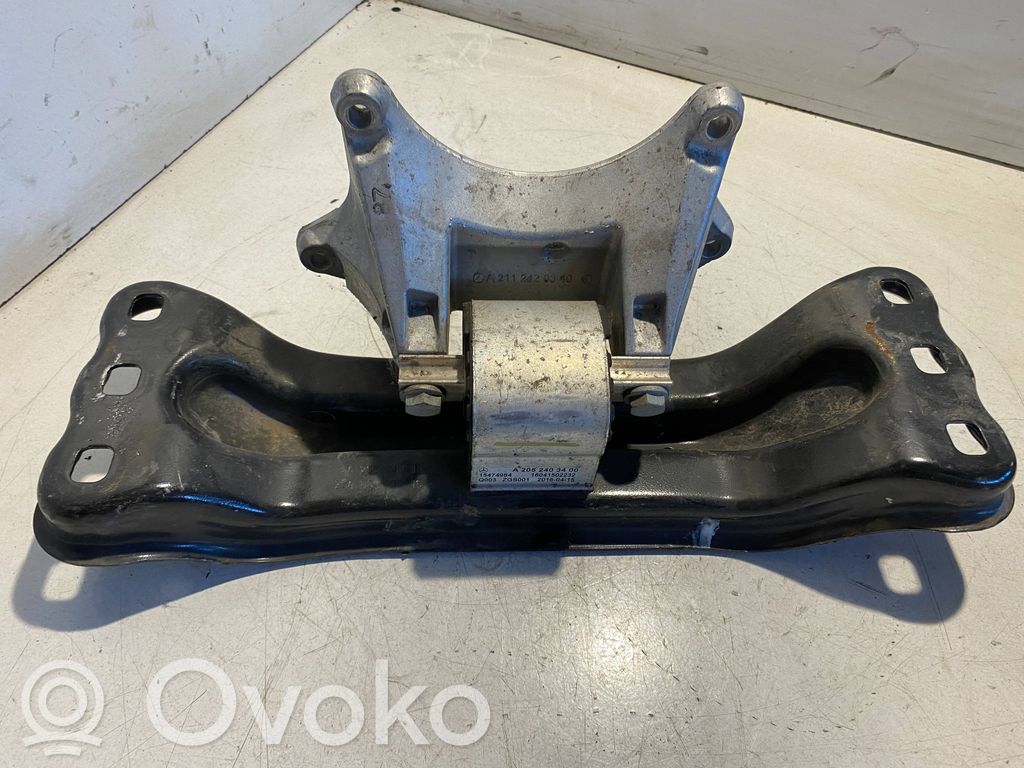 A2052403400 Mercedes-Benz C W205 Coussinet de boîte de vitesses, 21,38 ...