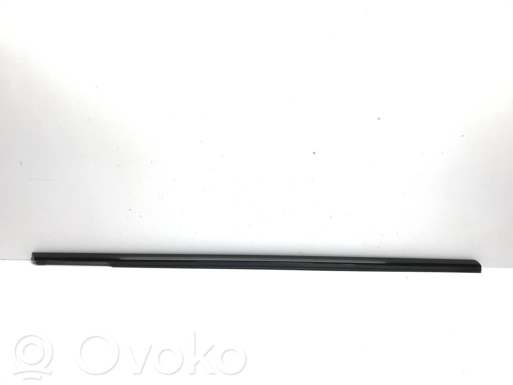 A1187201000 Mercedes-Benz CLA C118 X118 Front door glass trim molding ...
