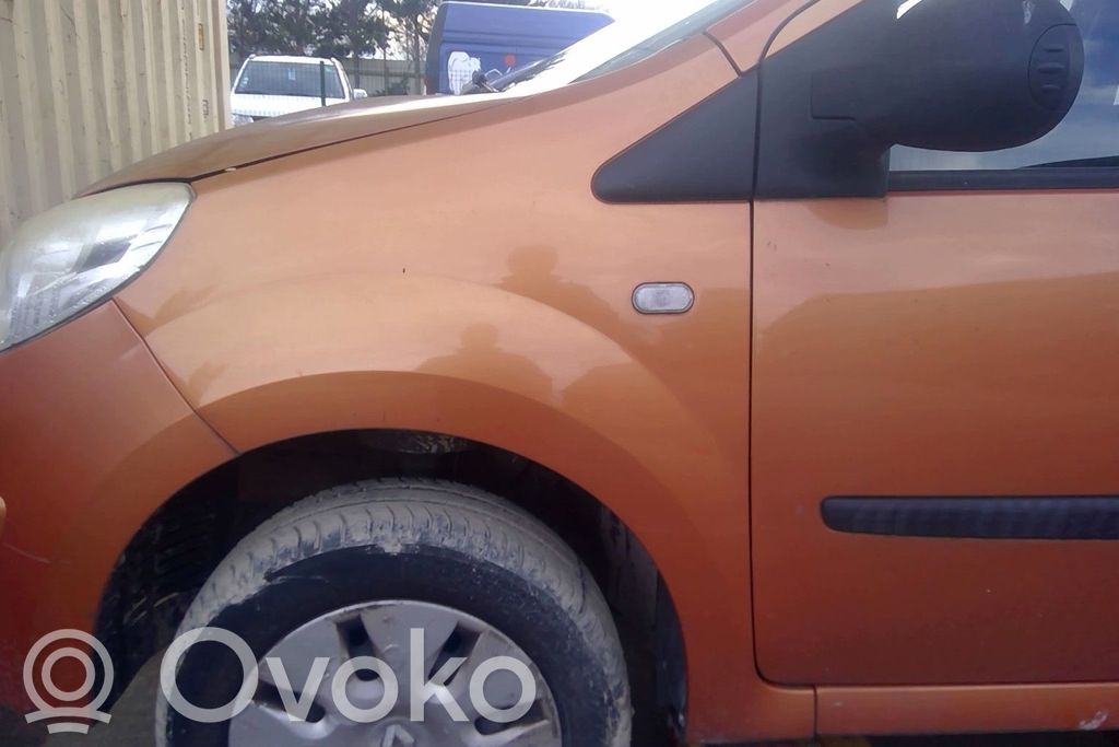 631017356R Renault Twingo II Fender, €50.00 | RRR