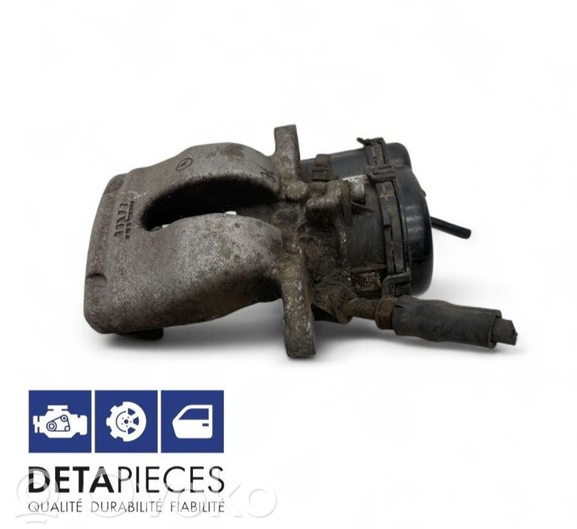 Mercedes-Benz SLS AMG Anti-theft wheel nuts and lock, €99.00 | RRR