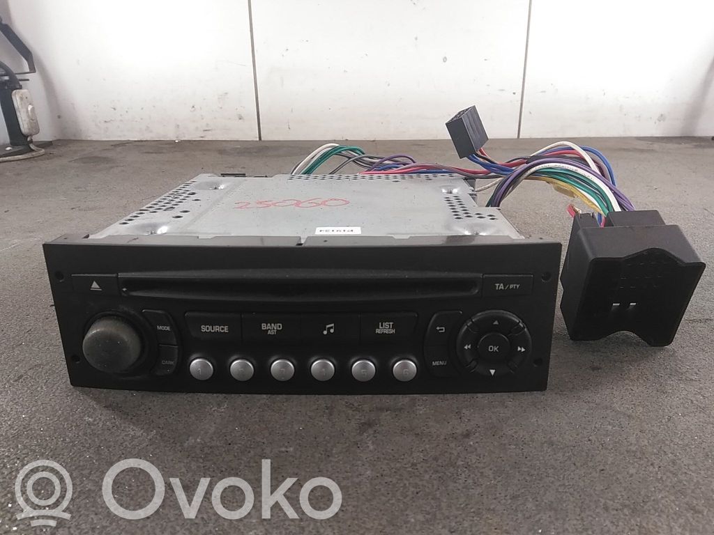 98032839XT Peugeot Expert GPS navigation control unit/module, €115.77 | RRR