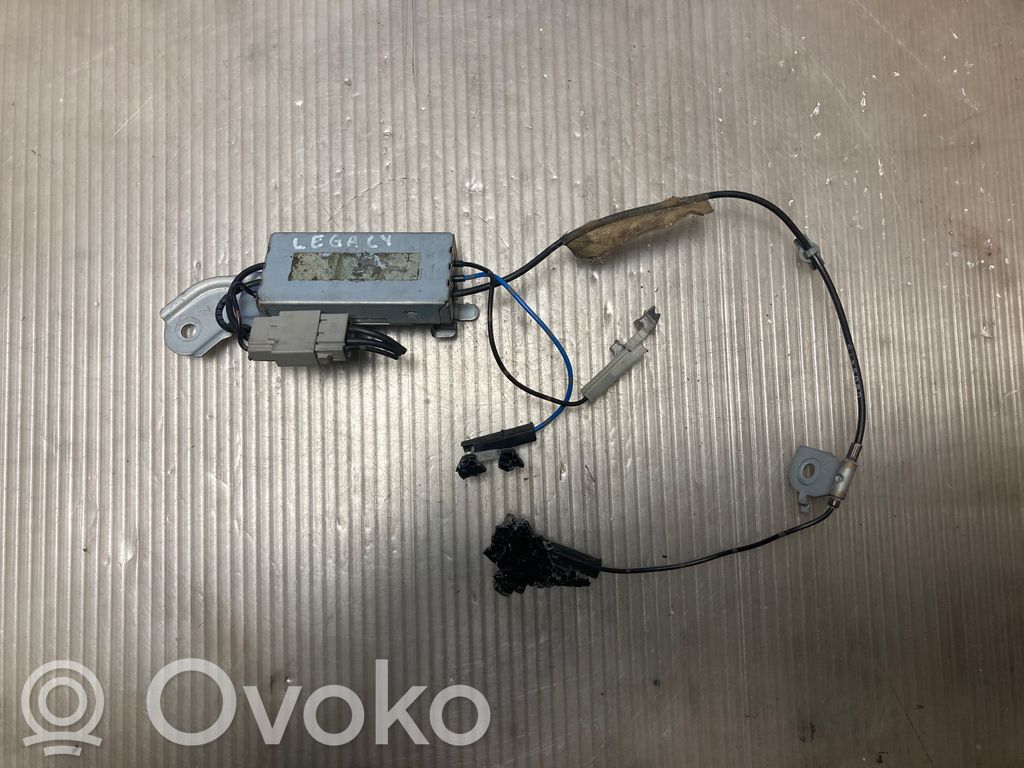 86327AJ000 Subaru Legacy Aerial antenna amplifier, €11.00 | RRR