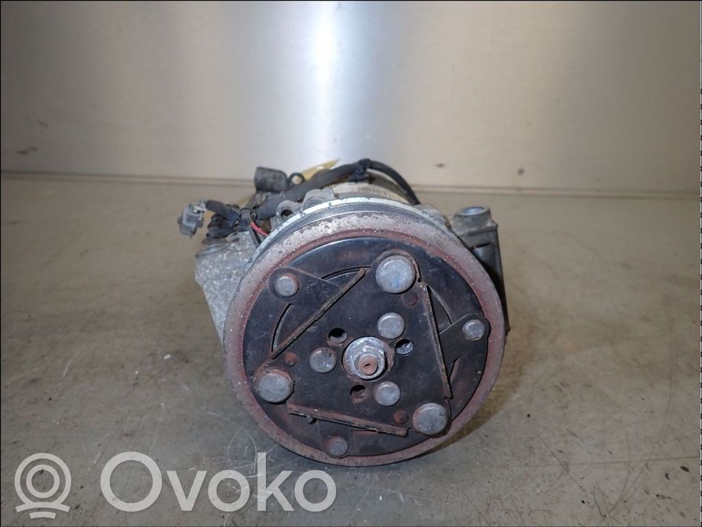 926008955R Renault Clio V Ilmastointilaitteen kompressorin pumppu (A/C ...
