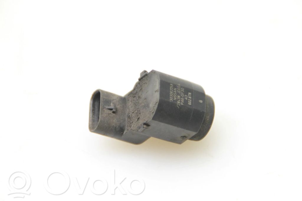 28438JD00A Nissan Qashqai Parking PDC sensor, €12.00 | RRR
