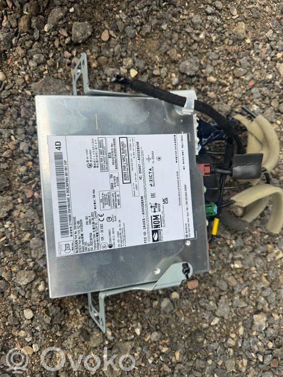 259156UA0C Nissan X-Trail T33 Radio/CD/DVD/GPS head unit, €310.40 | RRR