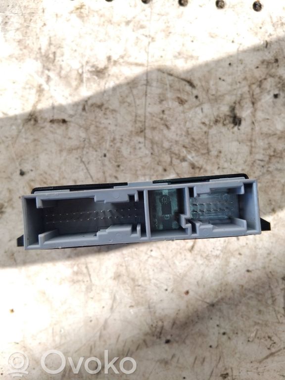 A0009001808 Mercedes-Benz C W205 Parkavimo (PDC) daviklių valdymo ...