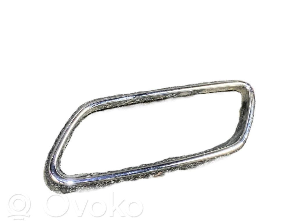 A2068858303 Mercedes-Benz C W206 Embout de sortie enjoliveur pot d ...