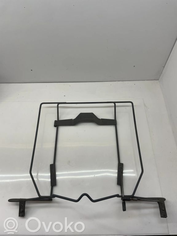9064000341 Mercedes-Benz Sprinter W906 Support roue de secours, 89,10 ...