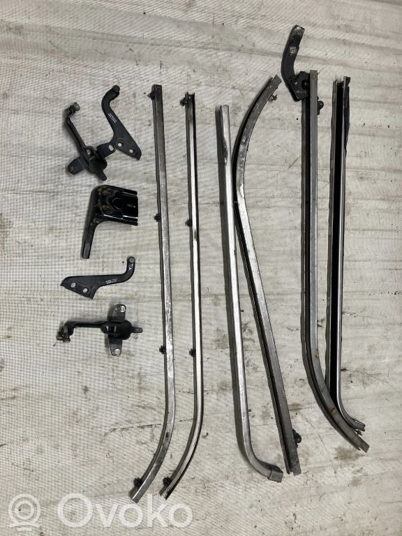A6397602447 Mercedes-Benz Vito Viano W639 Ensemble guide-rouleau ...