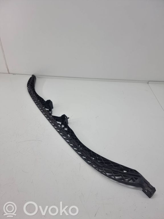 3g0807889 Volkswagen PASSAT B8 Front bumper mounting bracket, €30.00 | RRR