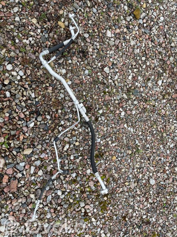 A1668300100 Mercedes-Benz GLE (W166 - C292) Ilmastointilaitteen putki ...