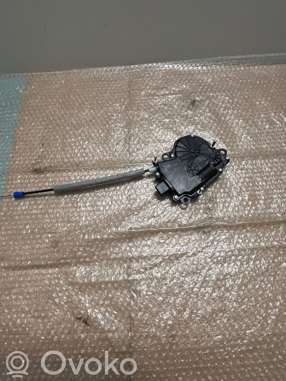 C07694103 Land Rover Discovery Sport Tailgate/trunk/boot lift motor, € ...