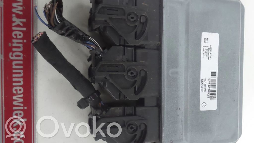 237108697R Dacia Sandero Engine control unit/module, €115.00 | RRR