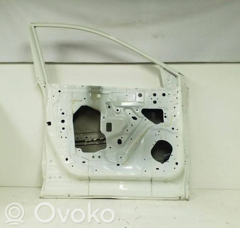 Nissan Qashqai J12 Front door, €240.00 | RRR
