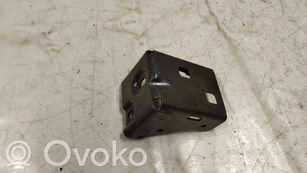 A2056260412 Mercedes-Benz GLC X253 C253 Fixation de radiateur, 13,00 ...