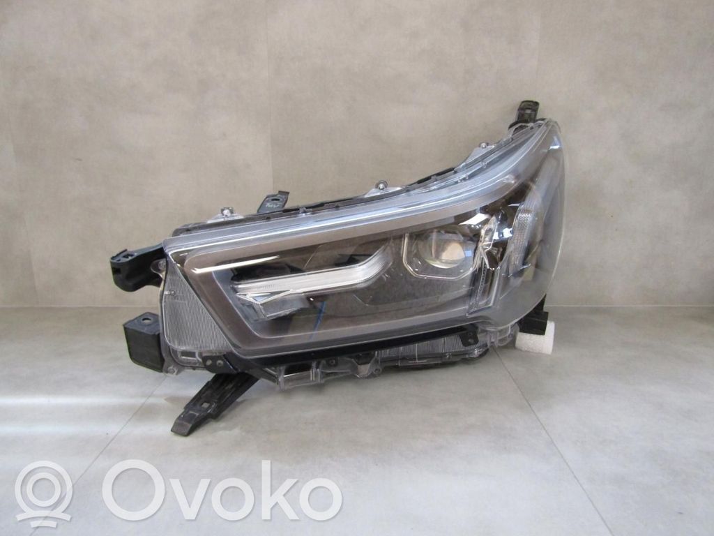 Toyota Hilux VIII Phare frontale, 336,47 € | OVOKO