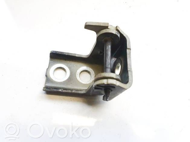 Peugeot 208 Front door upper hinge, €10.98 | RRR