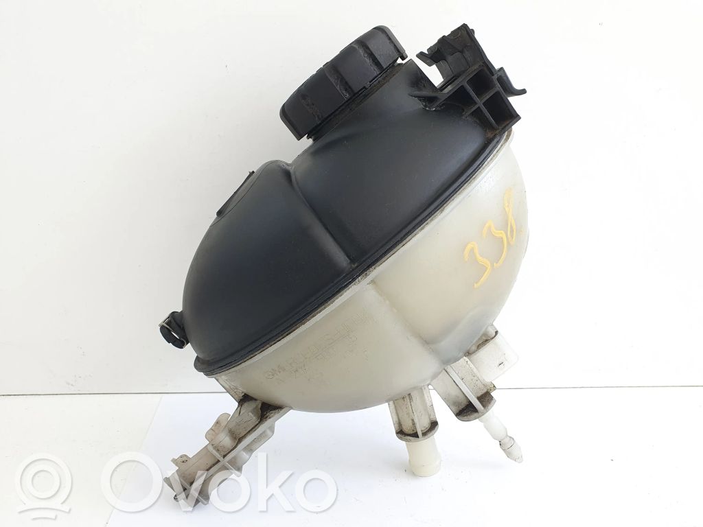 A2045000549 Mercedes-Benz C W204 Coolant expansion tank/reservoir, €10. ...