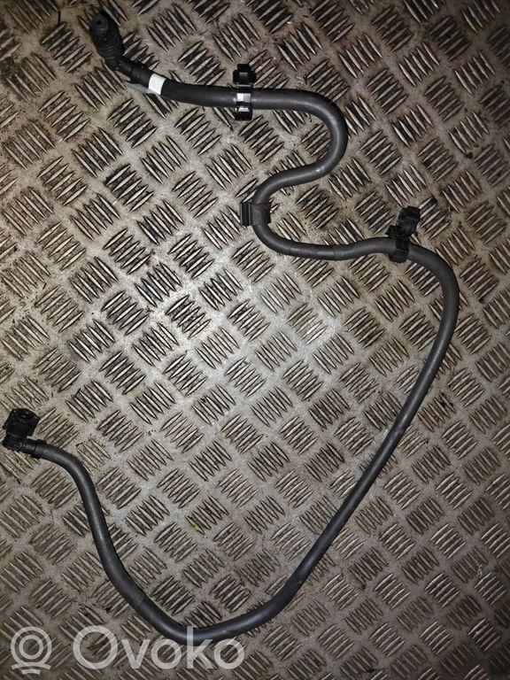 05E133723AE Volkswagen T-Roc Tuyau d'alimentation conduite de carburant ...
