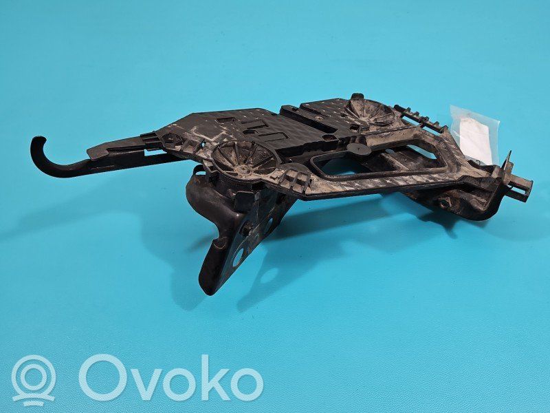 1Z0941340 Skoda Octavia Mk2 (1Z) Priekinio žibinto laikiklis, 18,94 € | RRR