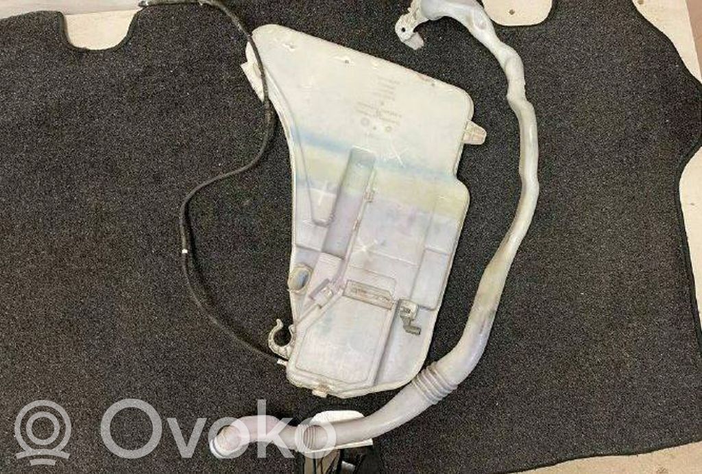 7269663 BMW 5 F10 F11 Réservoir de liquide lave-glace, 10,00 € | OVOKO