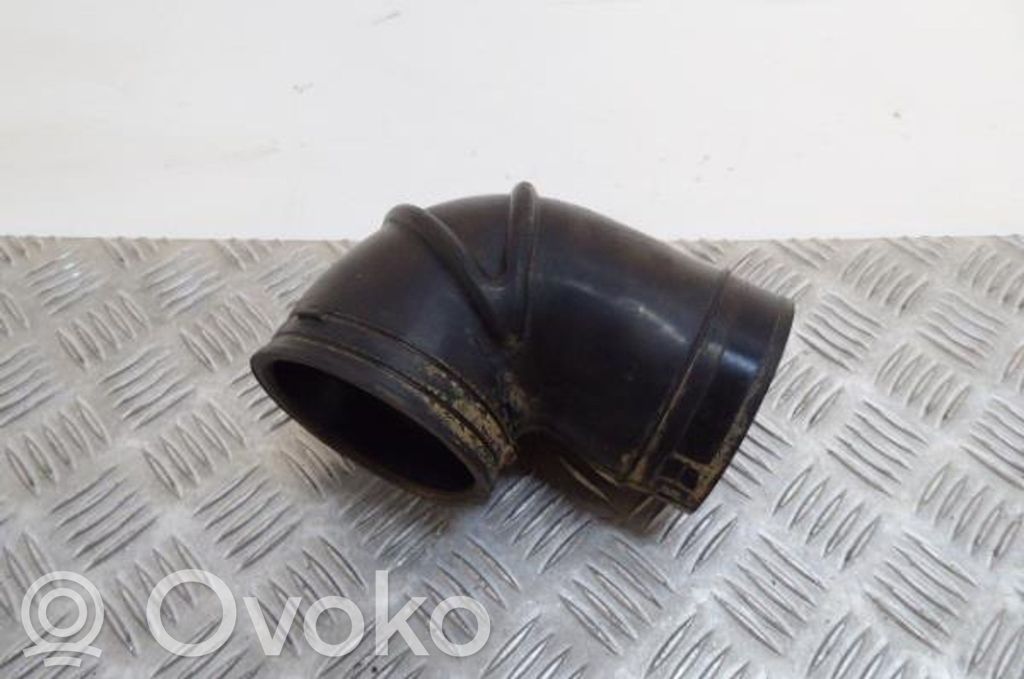 ME422901 Mitsubishi Canter Tube d'admission d'air, 39,85 € | OVOKO