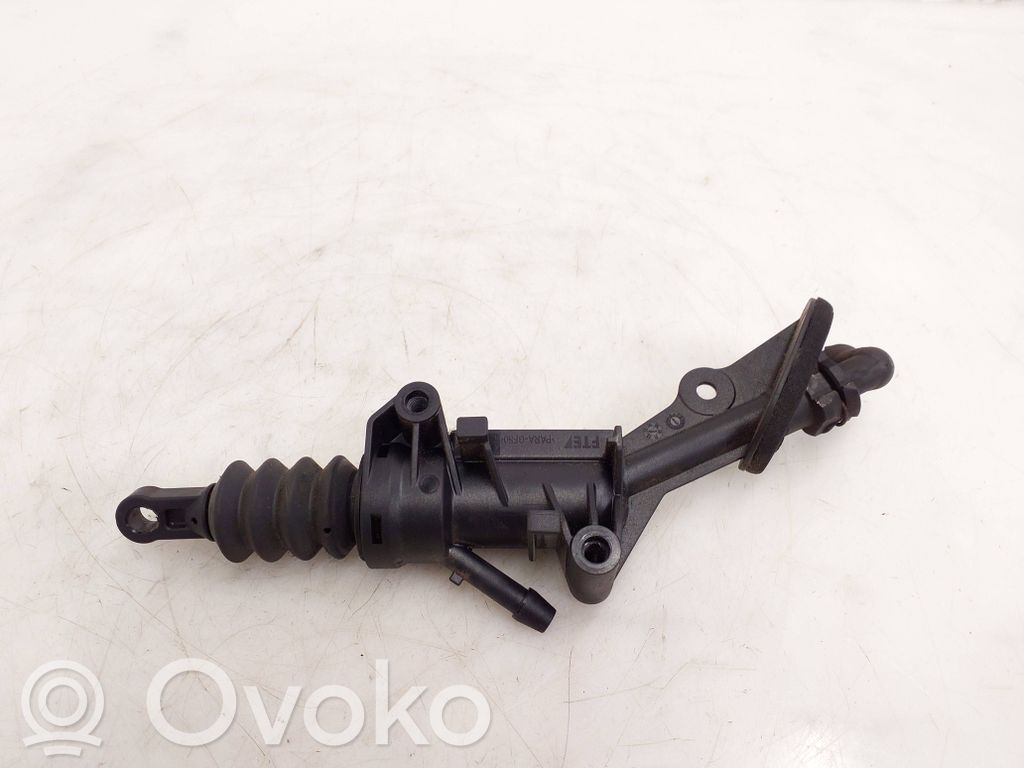 BK217A543CC Ford Transit Custom Clutch master cylinder, €15.00 | RRR